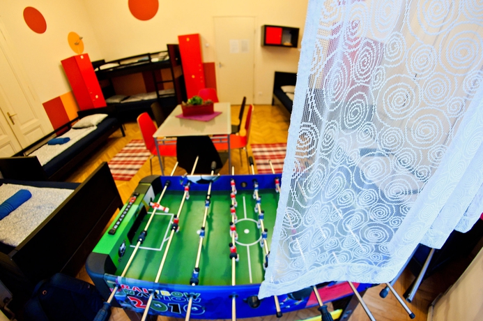 Hostel Animation City Baratísimo! - Quehoteles