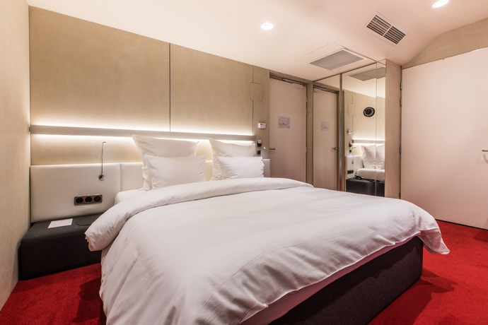 Hotel The Grove Design Baratísimo! - Quehoteles