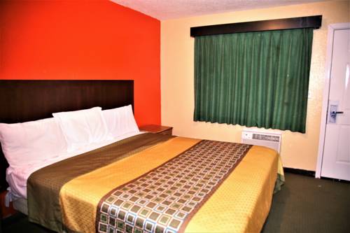 Motel 4 Star Los Ángeles Baratísimo! - Quehoteles